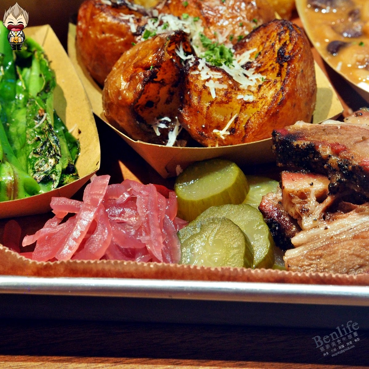 【高雄美食】HOT BOX Barbecue 3.5 豪氣工業風讓燻肉吃起來更加過癮 超罪惡牛肉起司薯條 爆汁伊比利豬肋排、培根 還有招牌的 ...